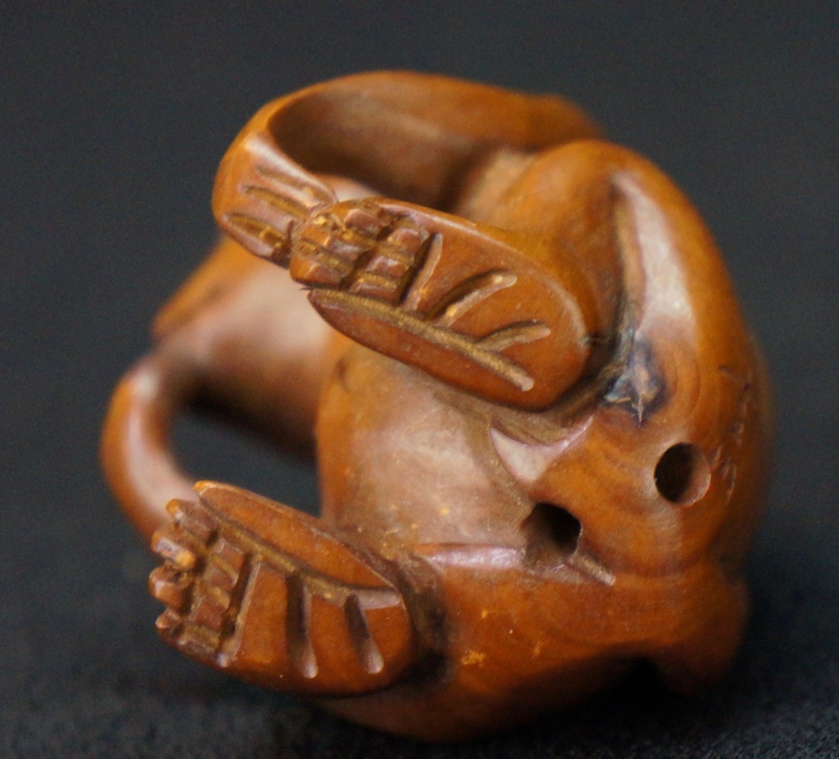 Small wood carving Saru monkey Netsuke Japanese art 1950's hand made ...